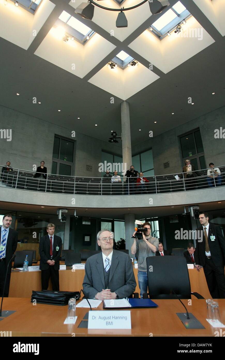 Former president of the Federal Intelligence Service (BND) August ...