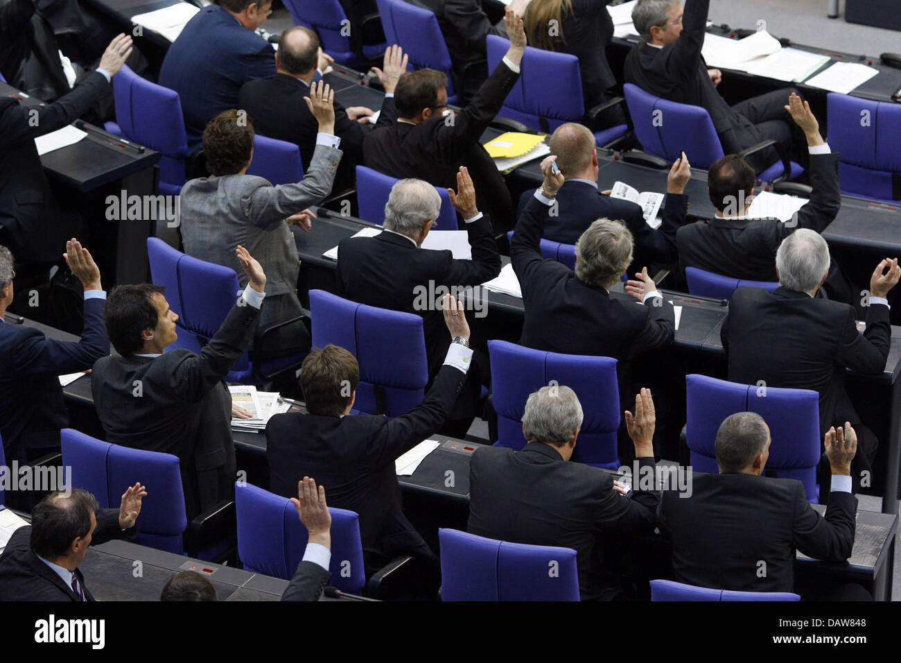 Delegates hands hi-res stock photography and images - Alamy