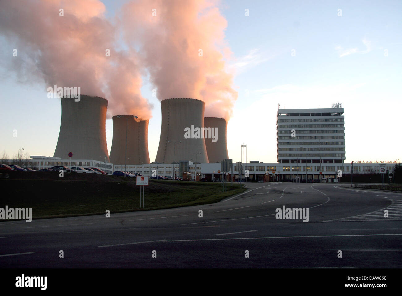 The picture shows the nulear power plant Temelin, Czech Republic, 11 ...