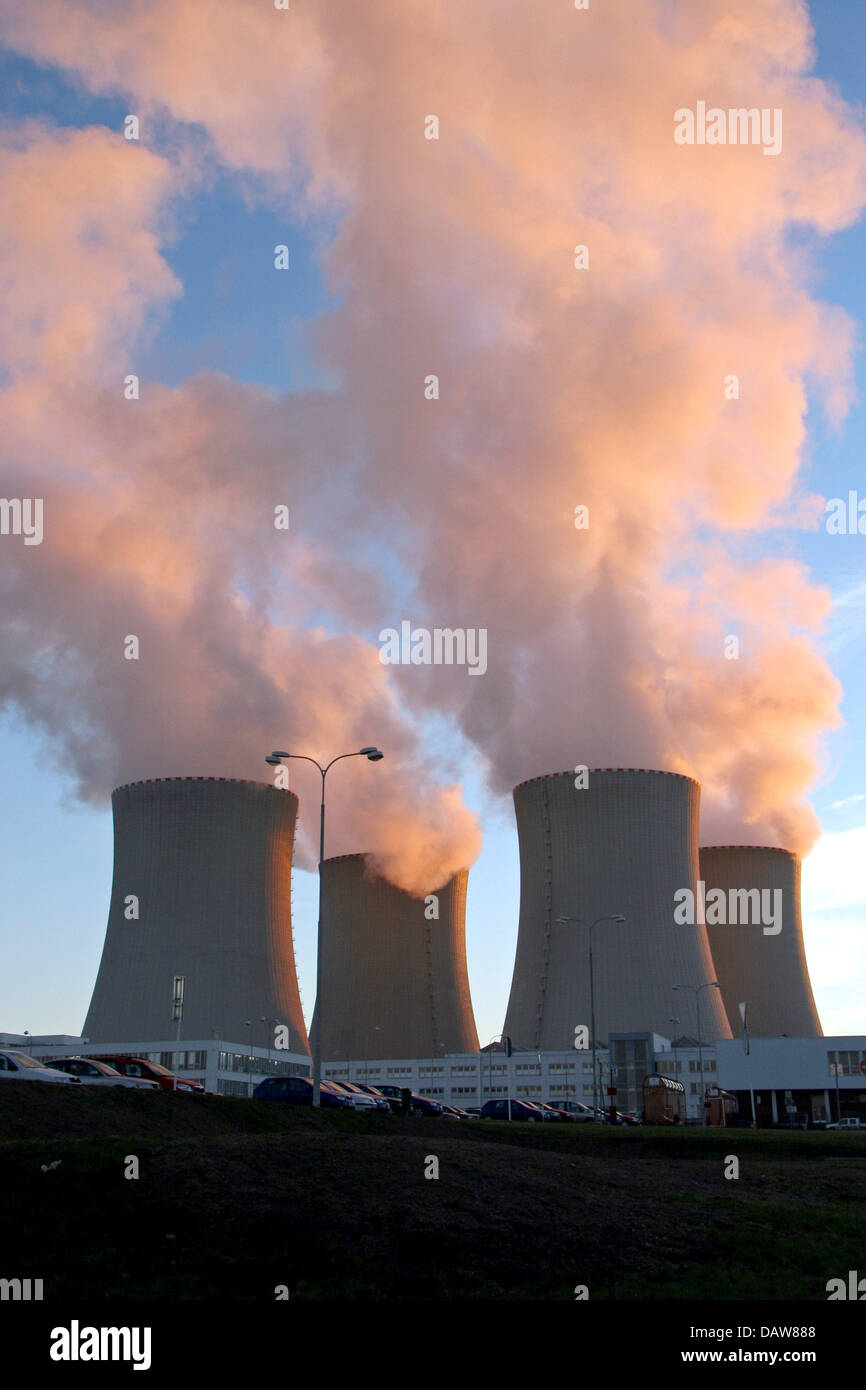 Nulear hi-res stock photography and images - Alamy