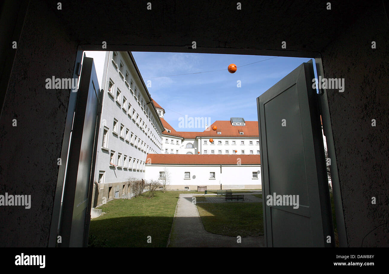 View on the correctional facility Aichach, Germany, 6 March 2007 ...
