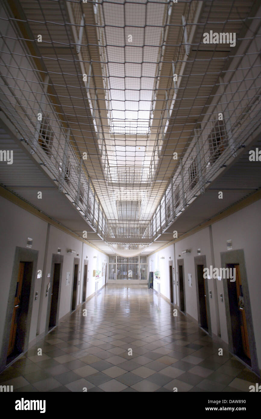 View into the women's wing of the correctional facility Aichach ...