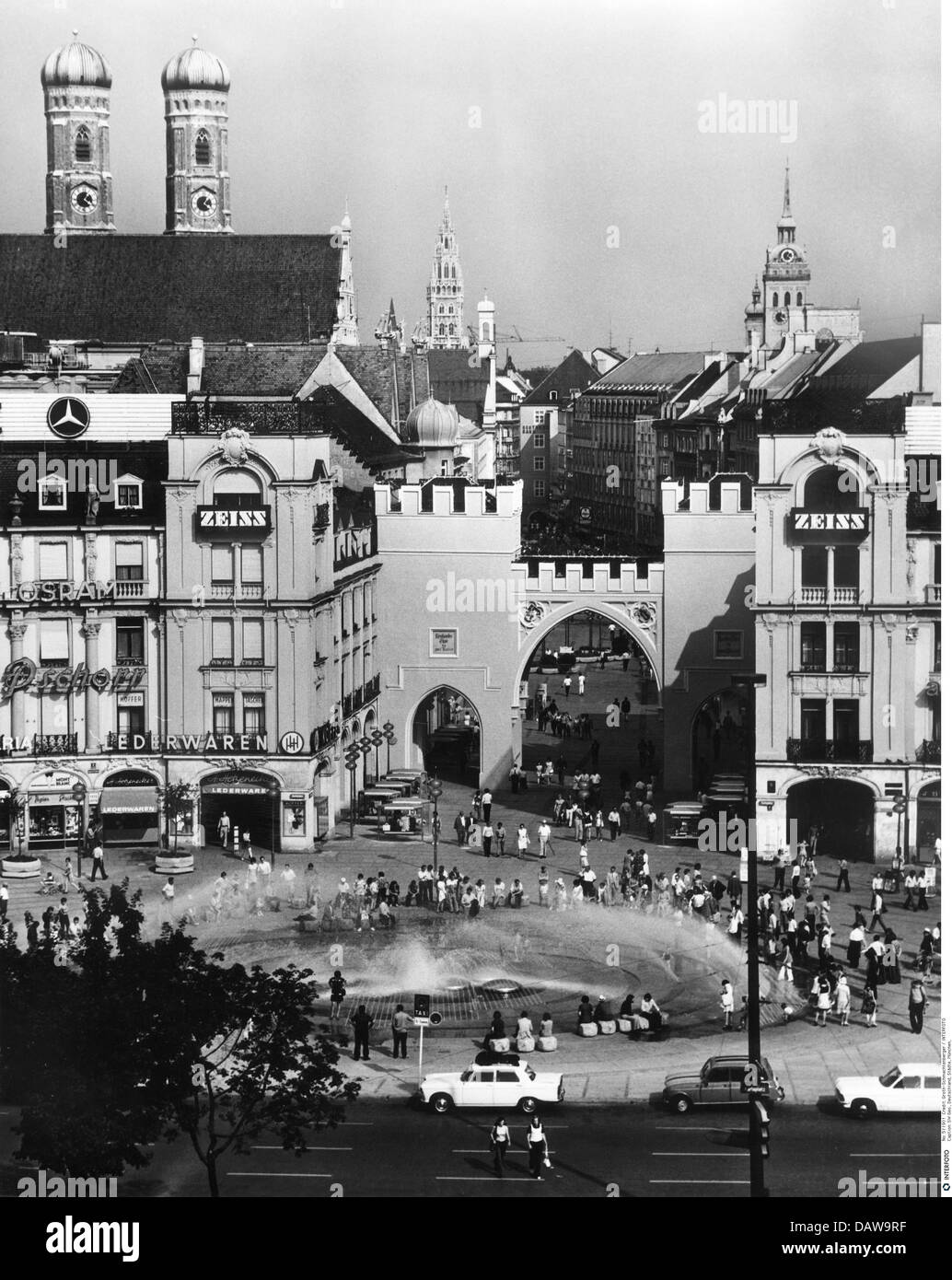 Karlsplatz munich 1960s hi-res stock photography and images - Alamy