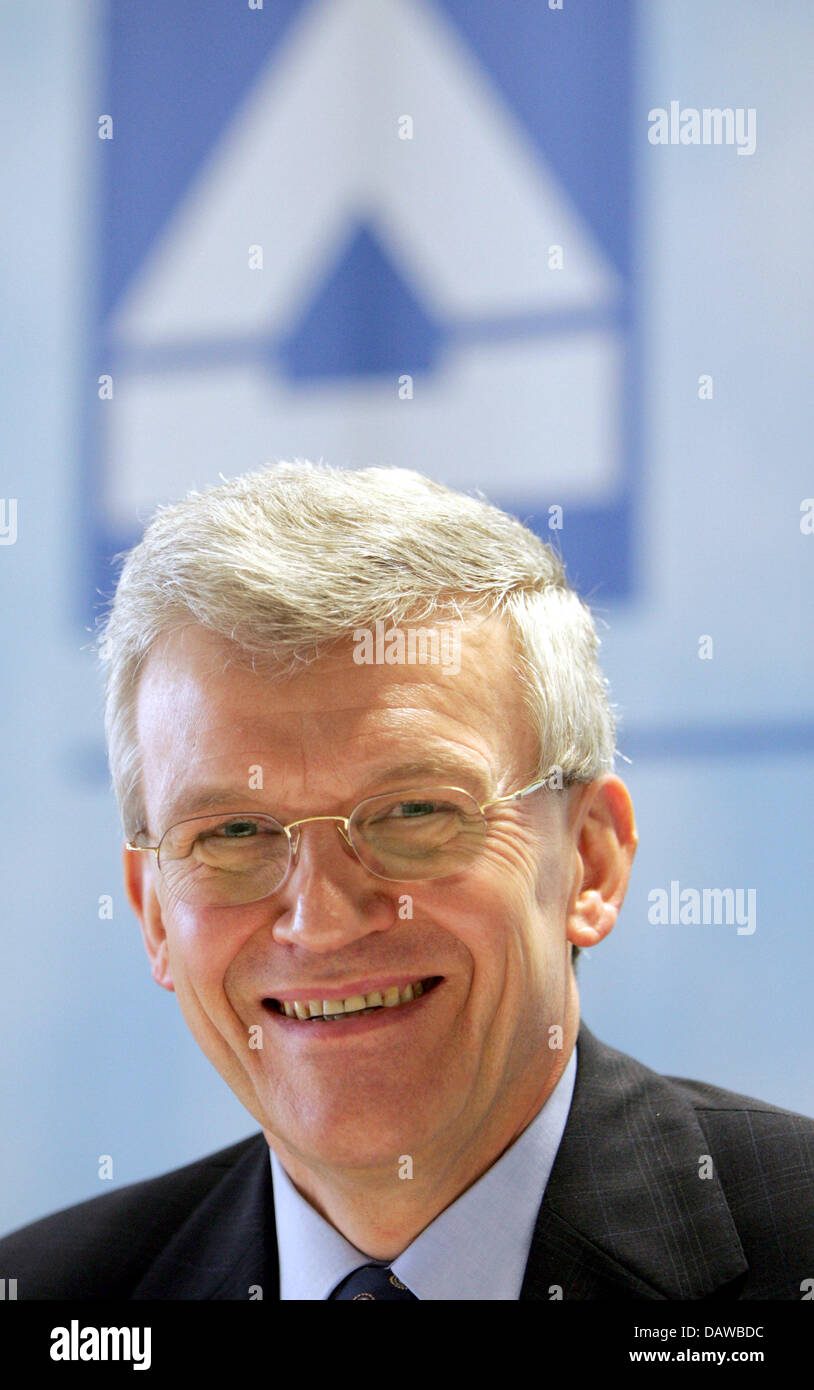 Hochtief Airport Hi res Stock Photography And Images Alamy hochtief-airport-hi-res-stock-photography-and-images-alamy