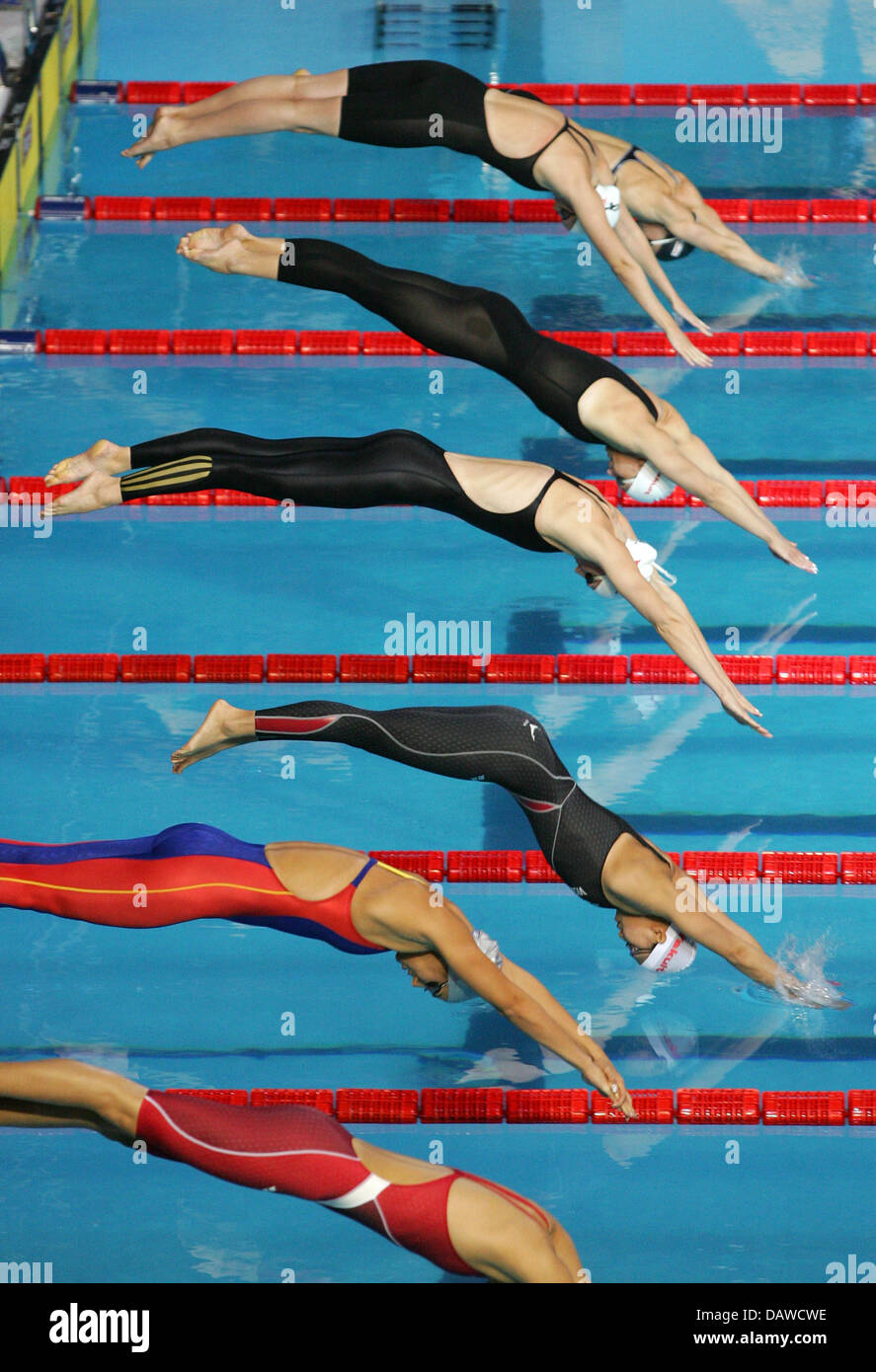 The swimmers start to the Women's 4x200m Freestyle Relay Heats of the ...