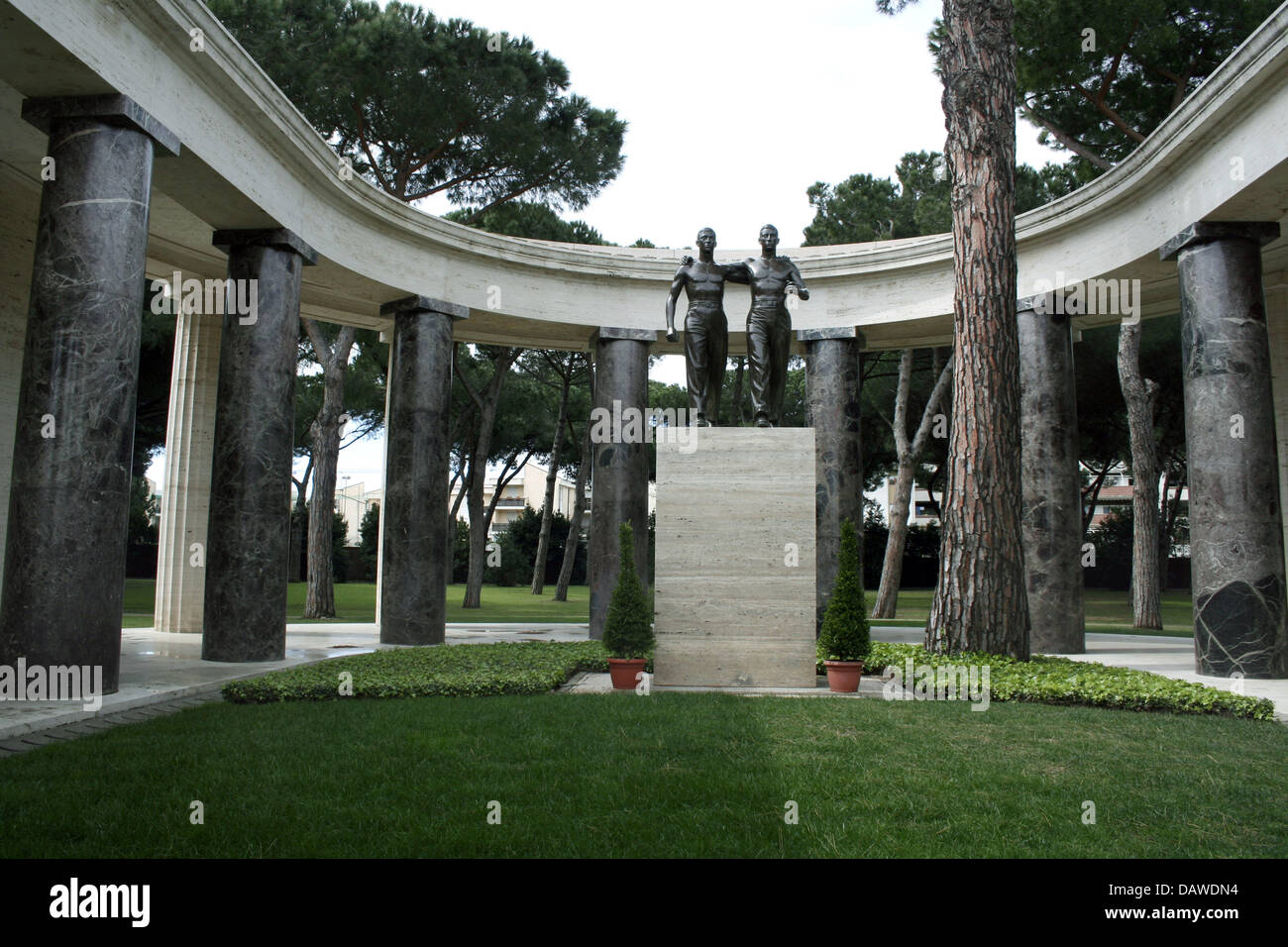 The picture shows a memorial at the 'Sicily-Rome American Cemetery' in ...
