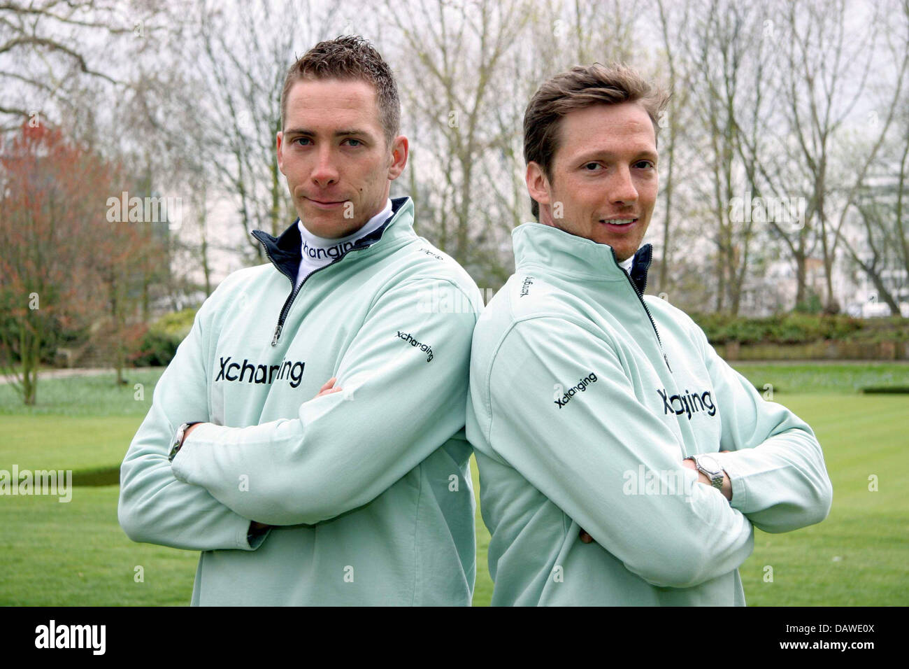 The two German rowing World Champions Thorsten Engelmann (L) and ...