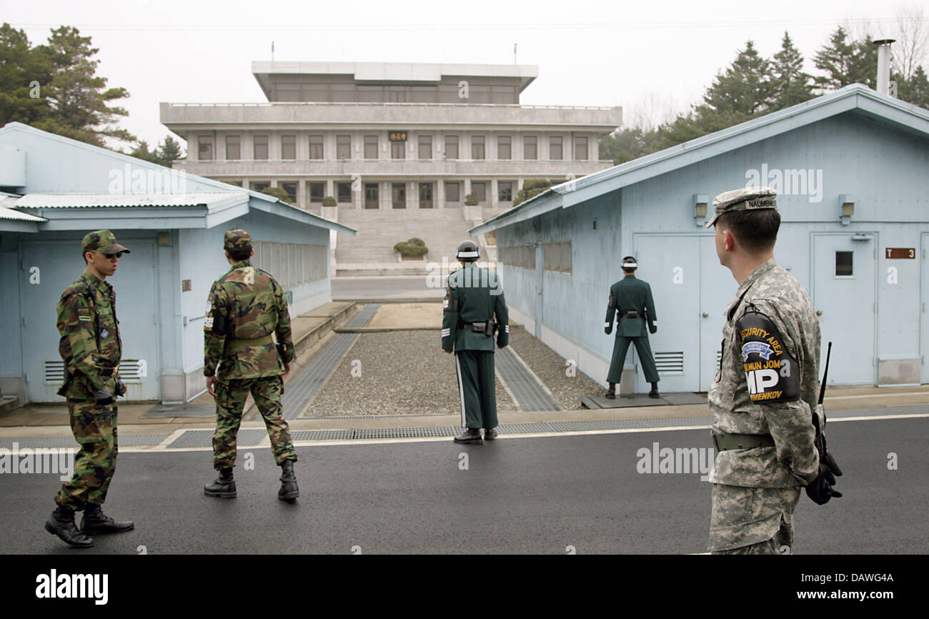 UN troops of North Korea and USA pictured before the barracks T1, T2 ...