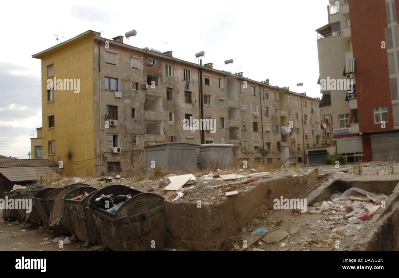 Albania tirana poverty hi-res stock photography and images - Alamy