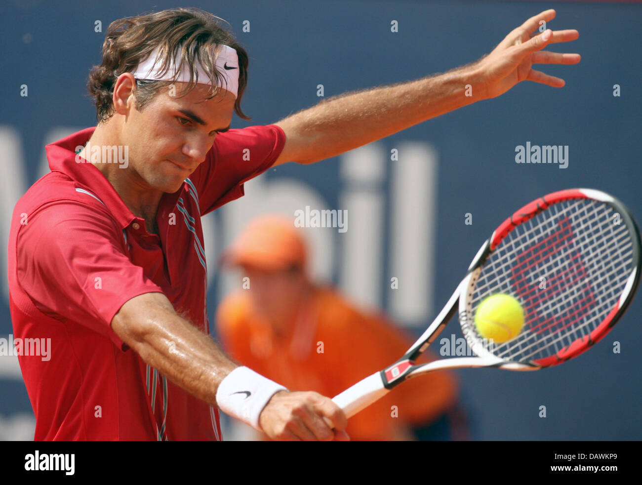 Rafael nadal roger federer 2007 hi-res stock photography and images - Alamy