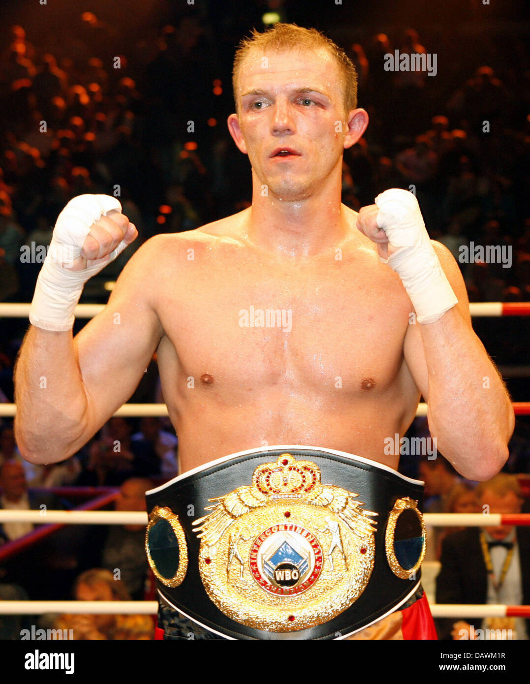 Boxing wbo middleweight championship title hi-res stock photography and ...