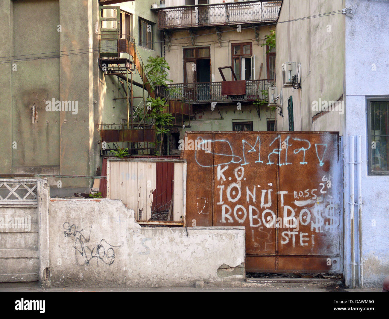 Human interest hum society architecture house facade romania hi-res ...