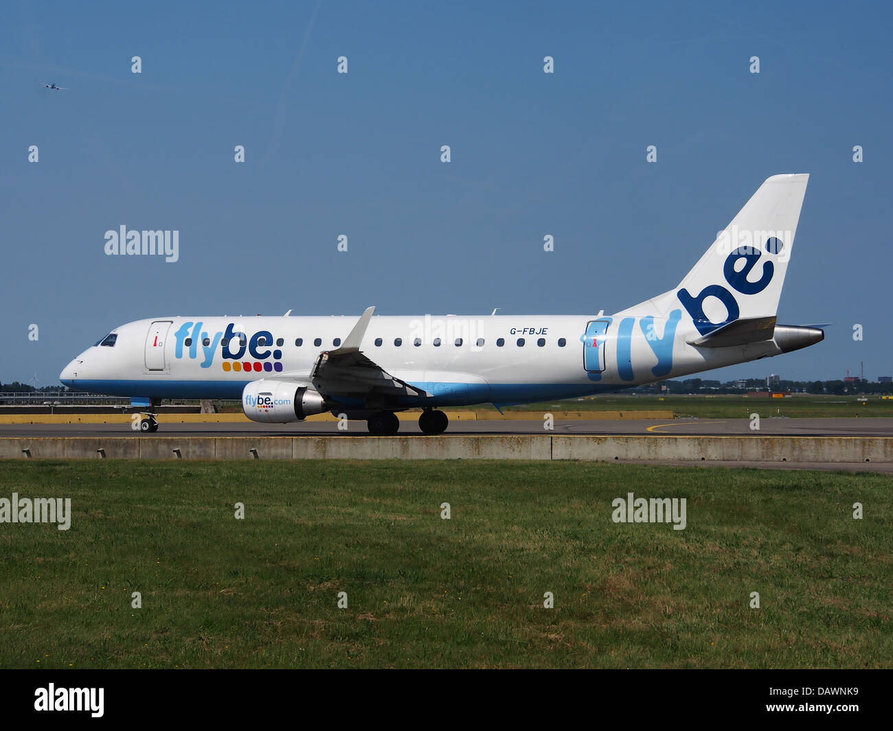 Flybe Embraer ERJ-175STD, registered G-FBJE, is a regional airliner ...