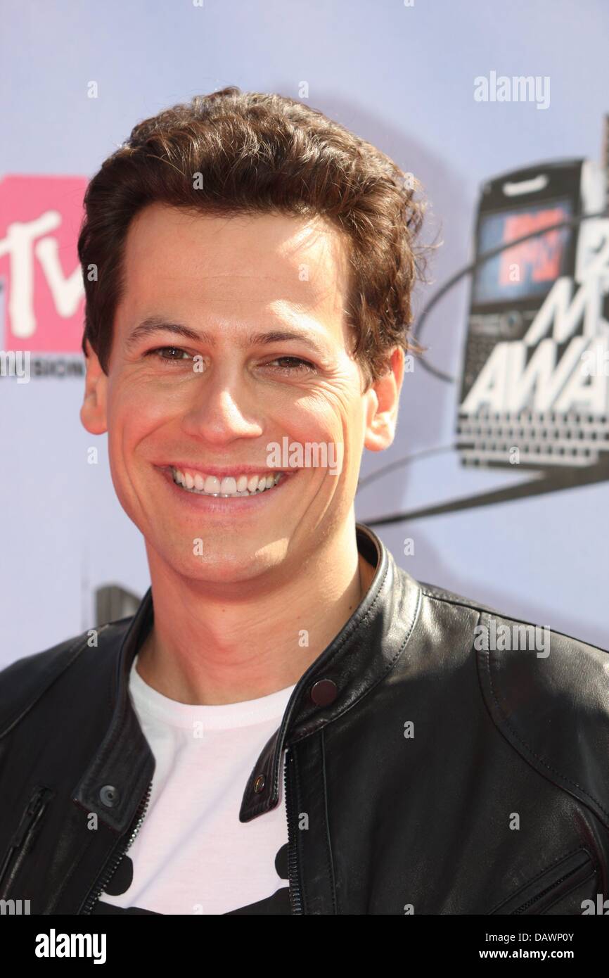 Welsh actor Ioan Gruffudd is pictured at the 2007 MTV Movie Awards at ...