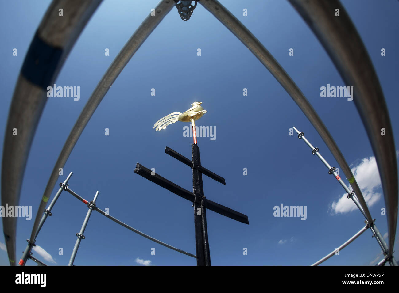 Gilded weathercock hi-res stock photography and images - Alamy