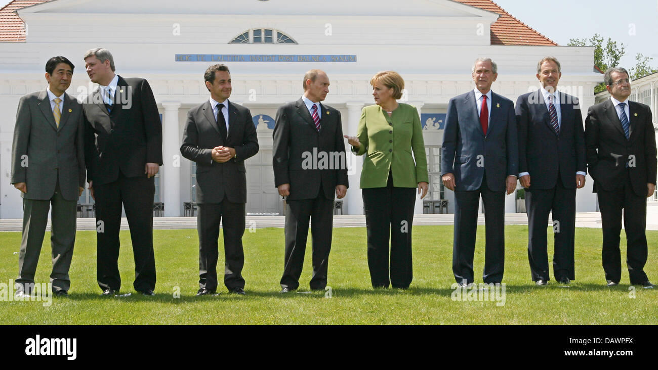 The heads of the G8 states (L-R) Prime Minister Shinzo Abe(Japan ...