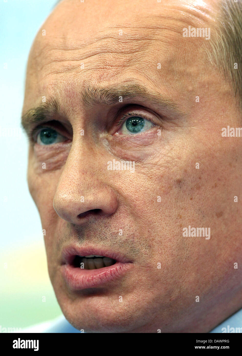 Vladimir purtin hi-res stock photography and images - Alamy