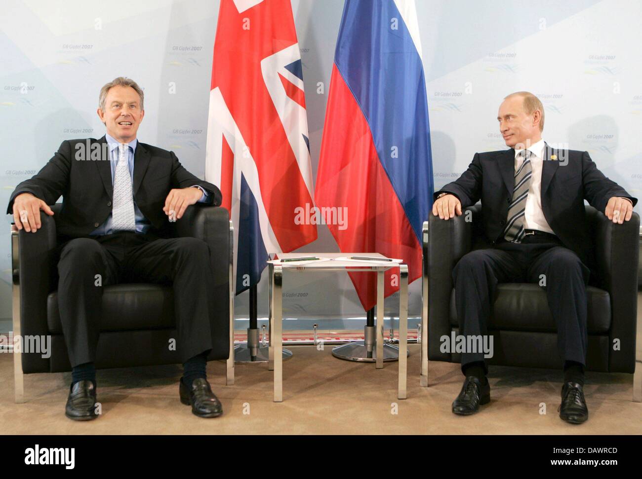 Tony blair, putin, g8 hi-res stock photography and images - Alamy