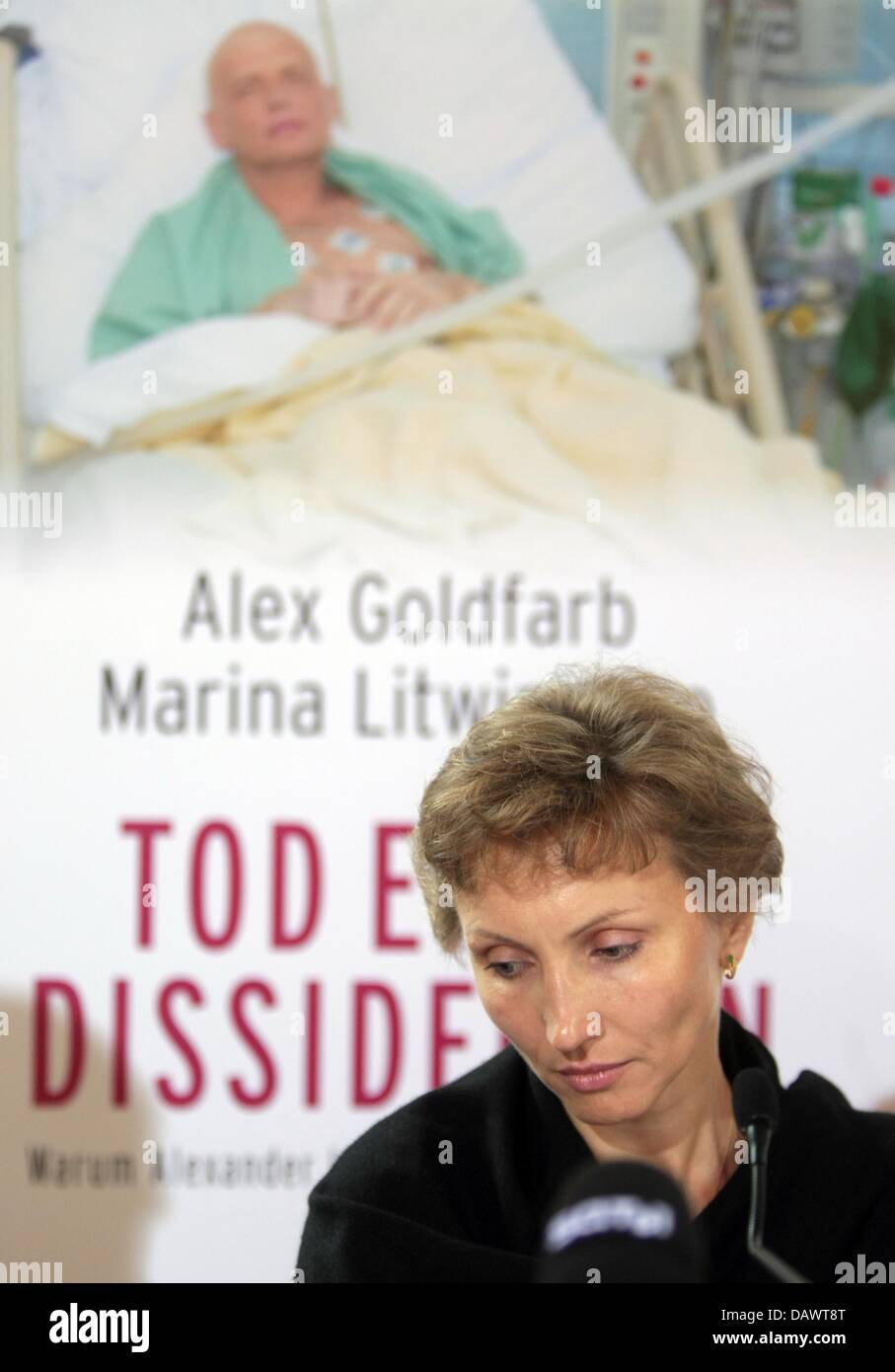 Widow of Alexander Litvinenko, Marina Litvinenko presents the German ...