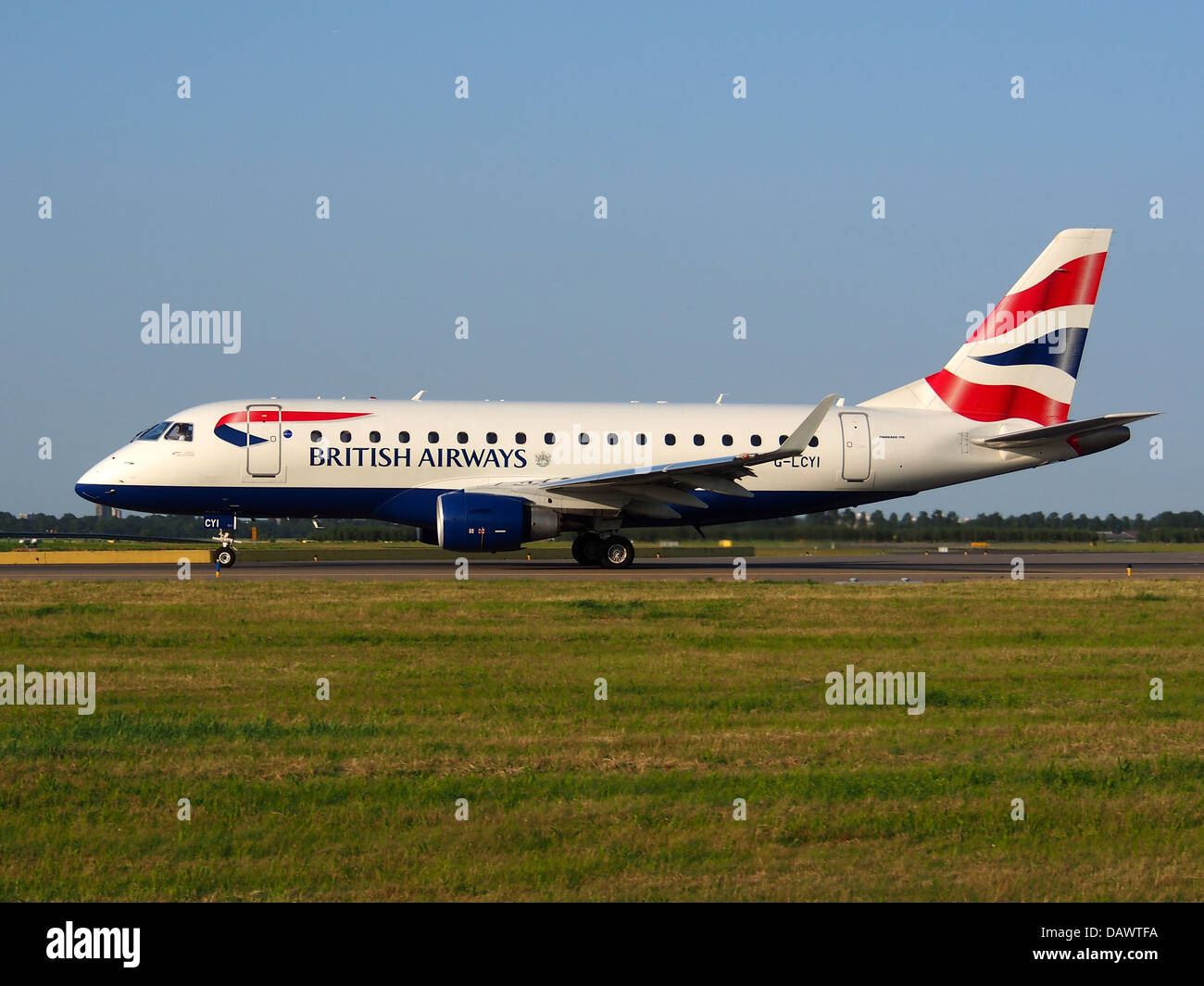 The BA CityFlyer Embraer ERJ-170STD, registration G-LCYI, is a regional ...
