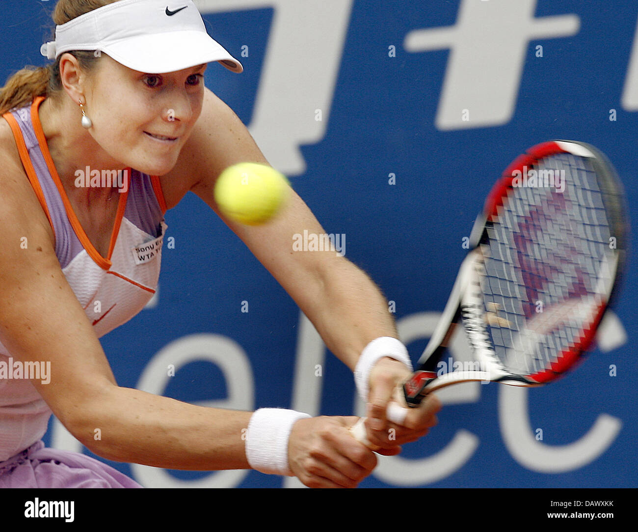 Julia vakulenko hi-res stock photography and images - Alamy