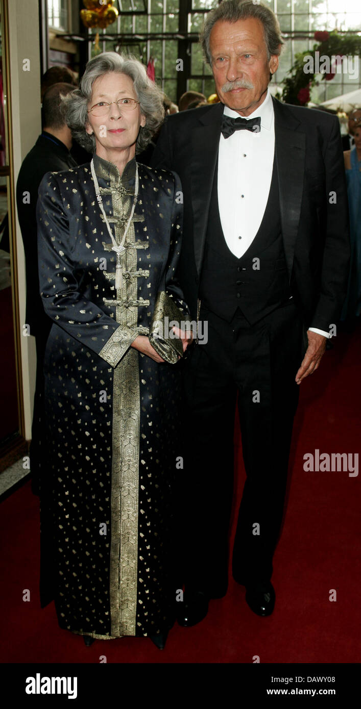 Publisher Alfred Neven DuMont and his wife Hedwig pose at the annual ...