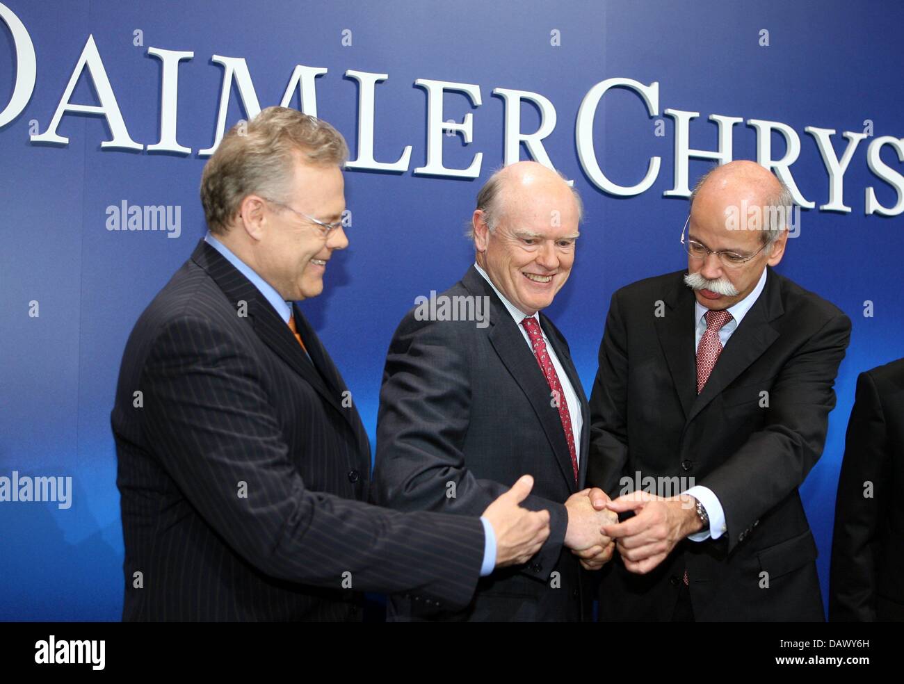 Headquarters mercedes benz stuttgart hi-res stock photography and ...
