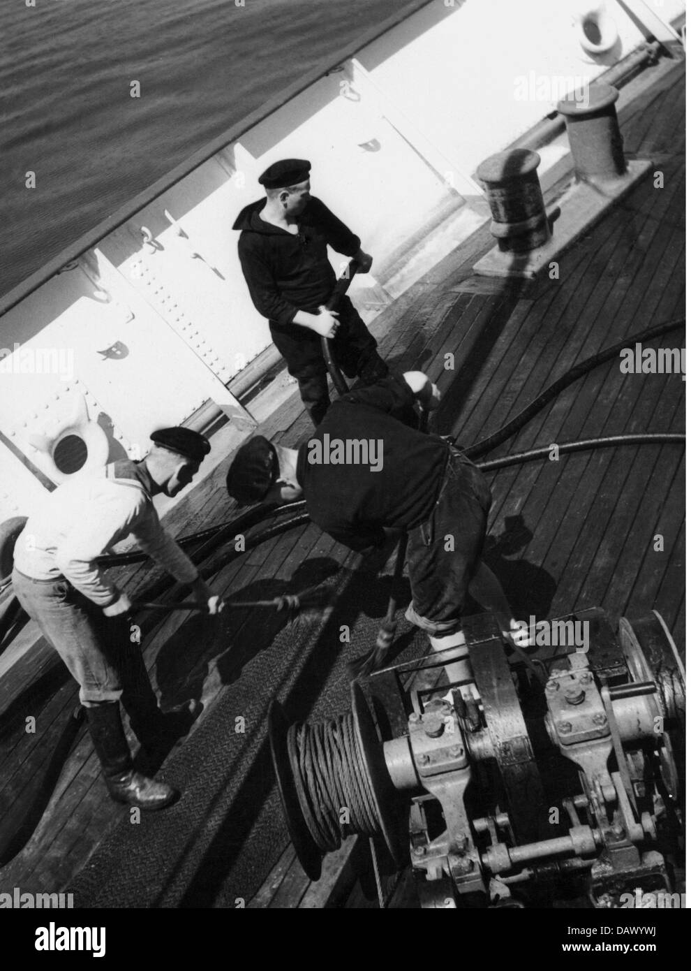Swabbing deck hi-res stock photography and images - Alamy