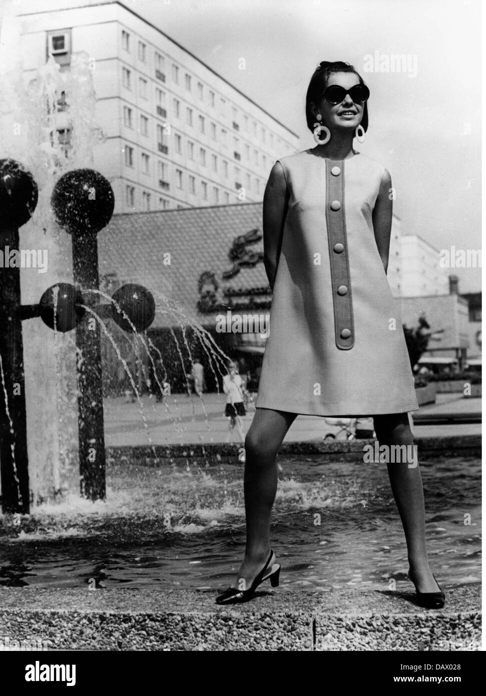 1960s fair hi-res stock photography and images - Alamy