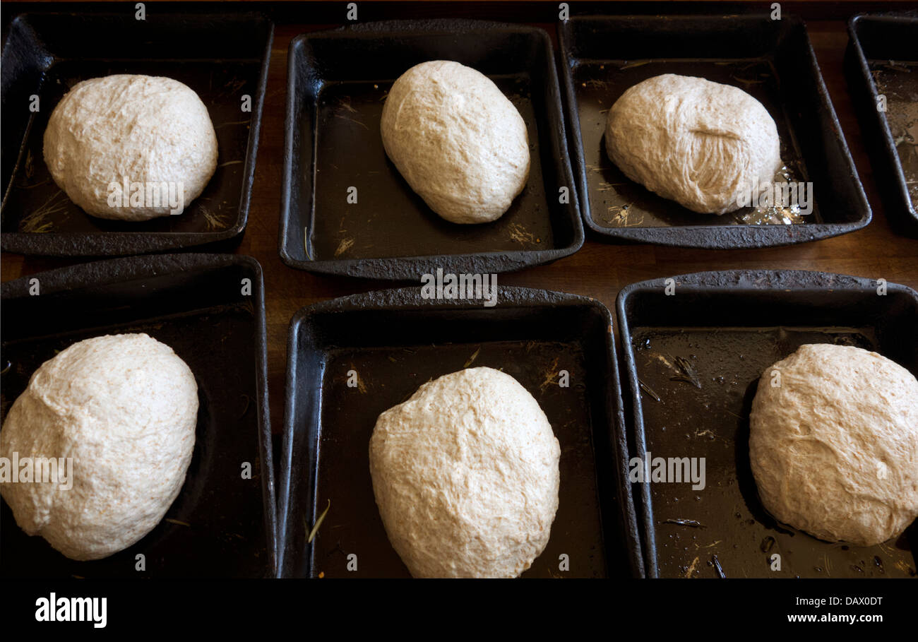 Rising pan hi-res stock photography and images - Alamy