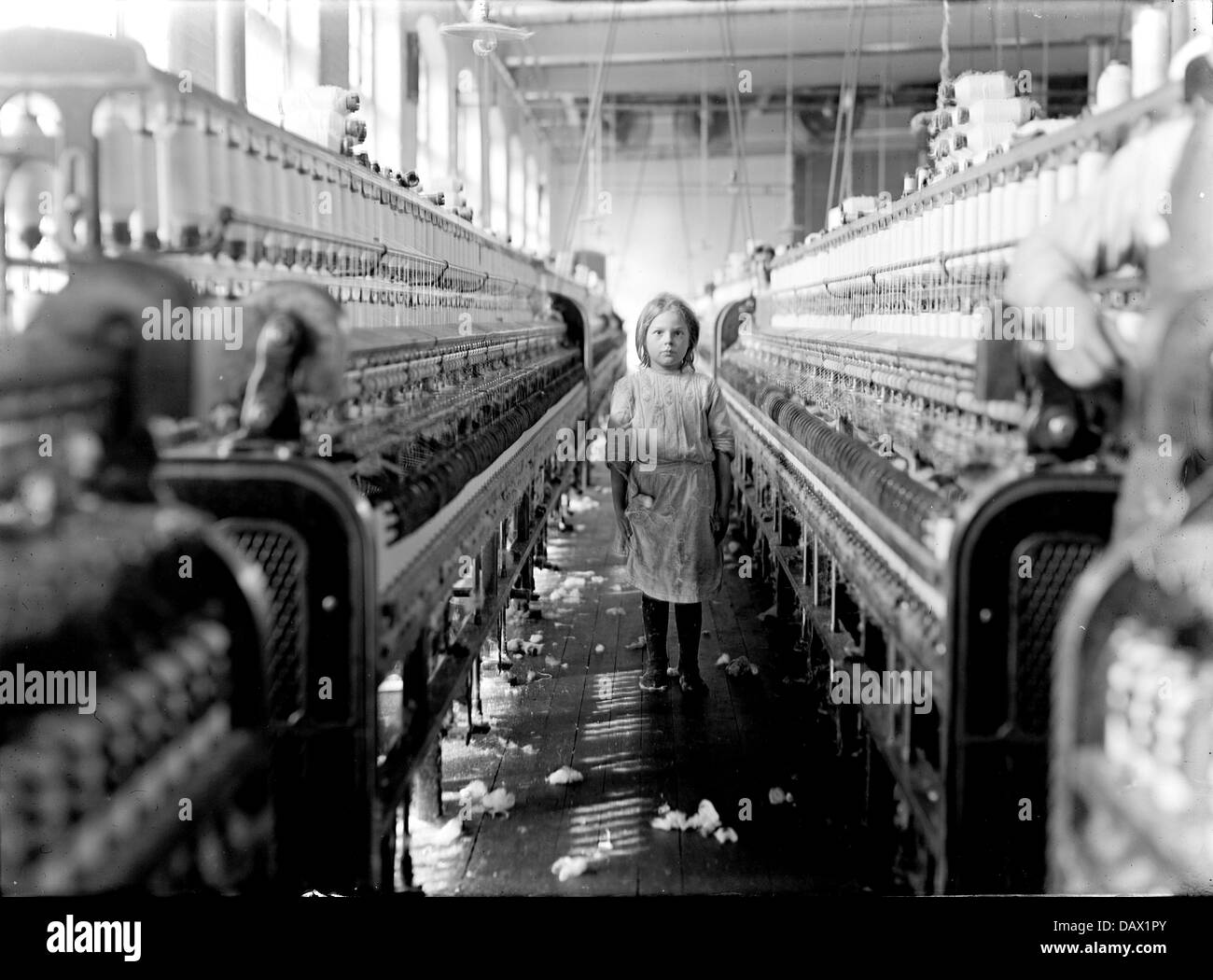 Child labor factory worker Black and White Stock Photos & Images - Alamy