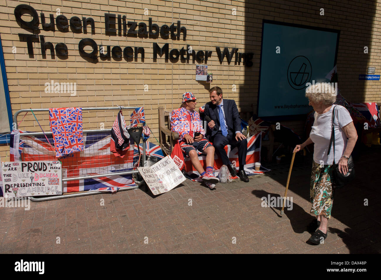 London 19th July 2013: Royalist is interviewed as tension mounts ...