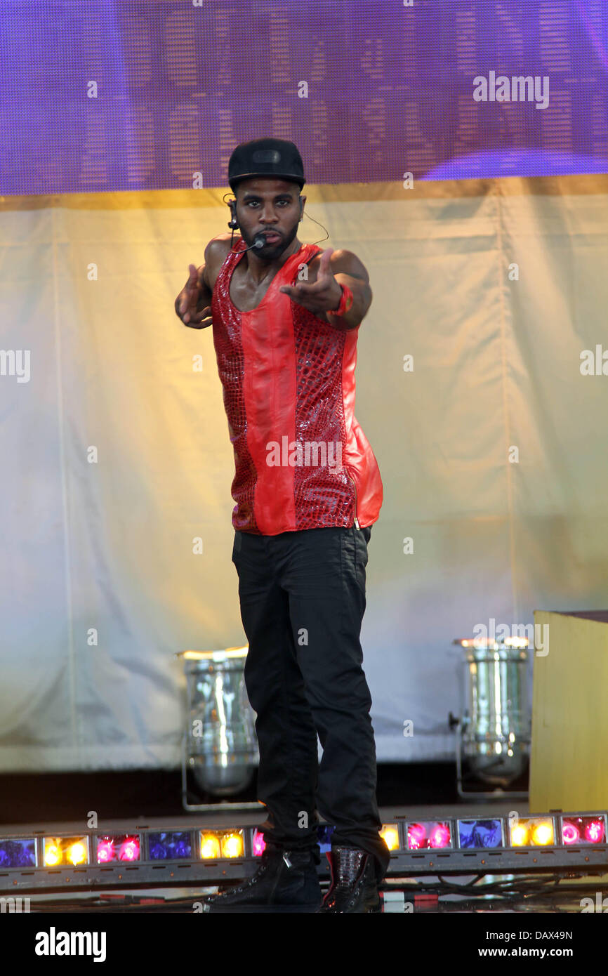 New York, New York, USA. 19th July, 2013. Jason Derulo performs in ...