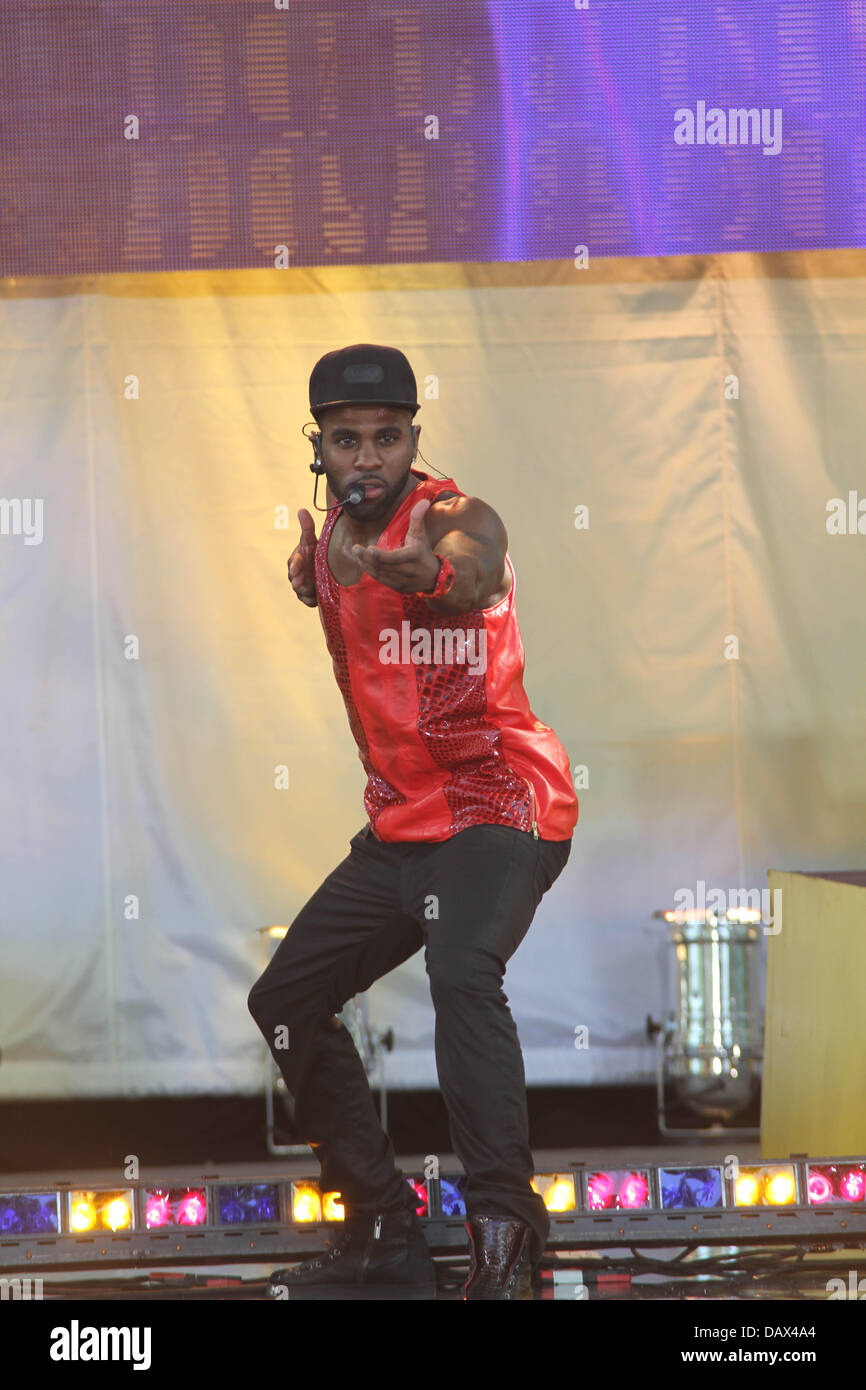 New York, New York, USA. 19th July, 2013. Jason Derulo performs in ...