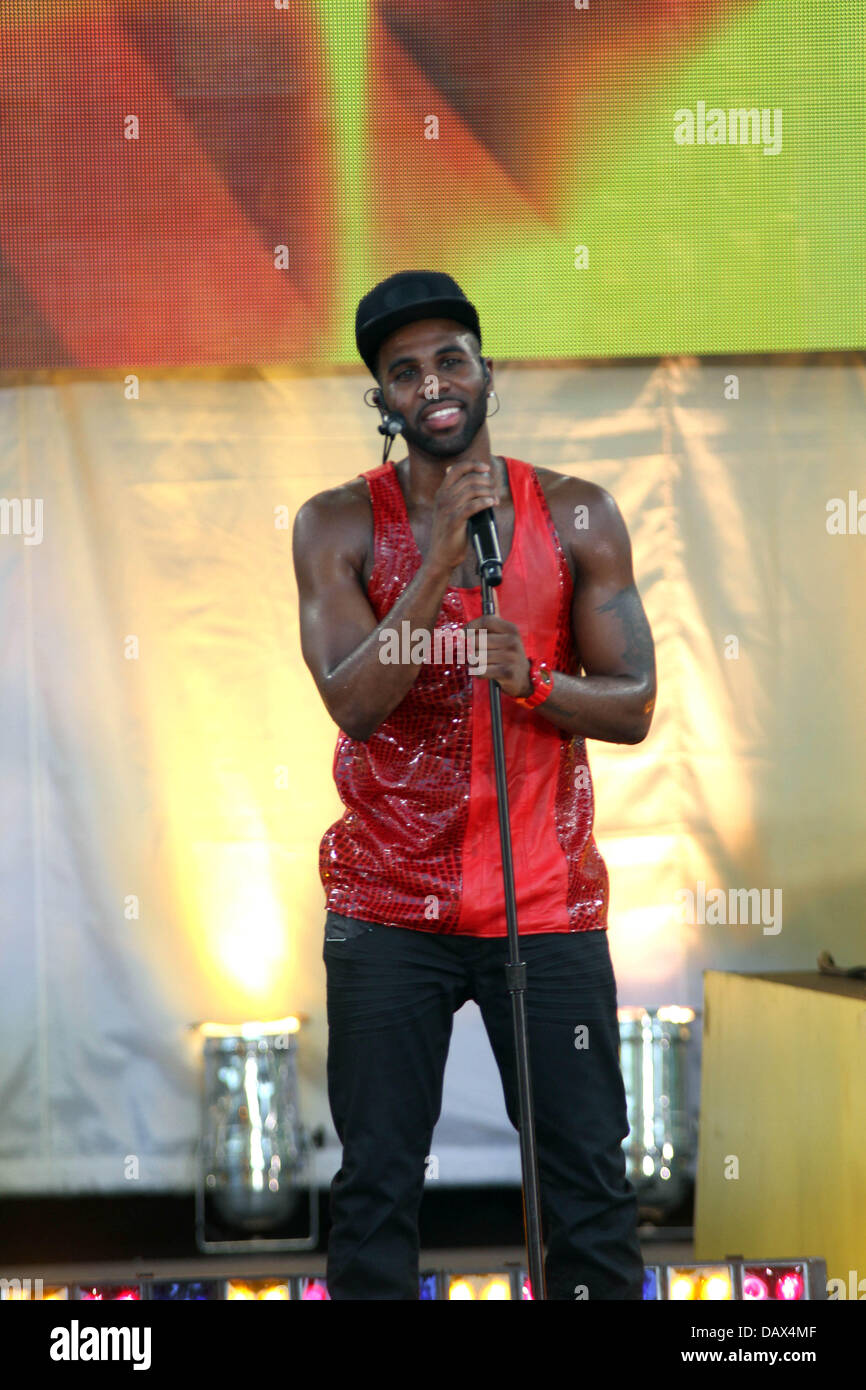 New York, New York, USA. 19th July, 2013. Jason Derulo performs in ...