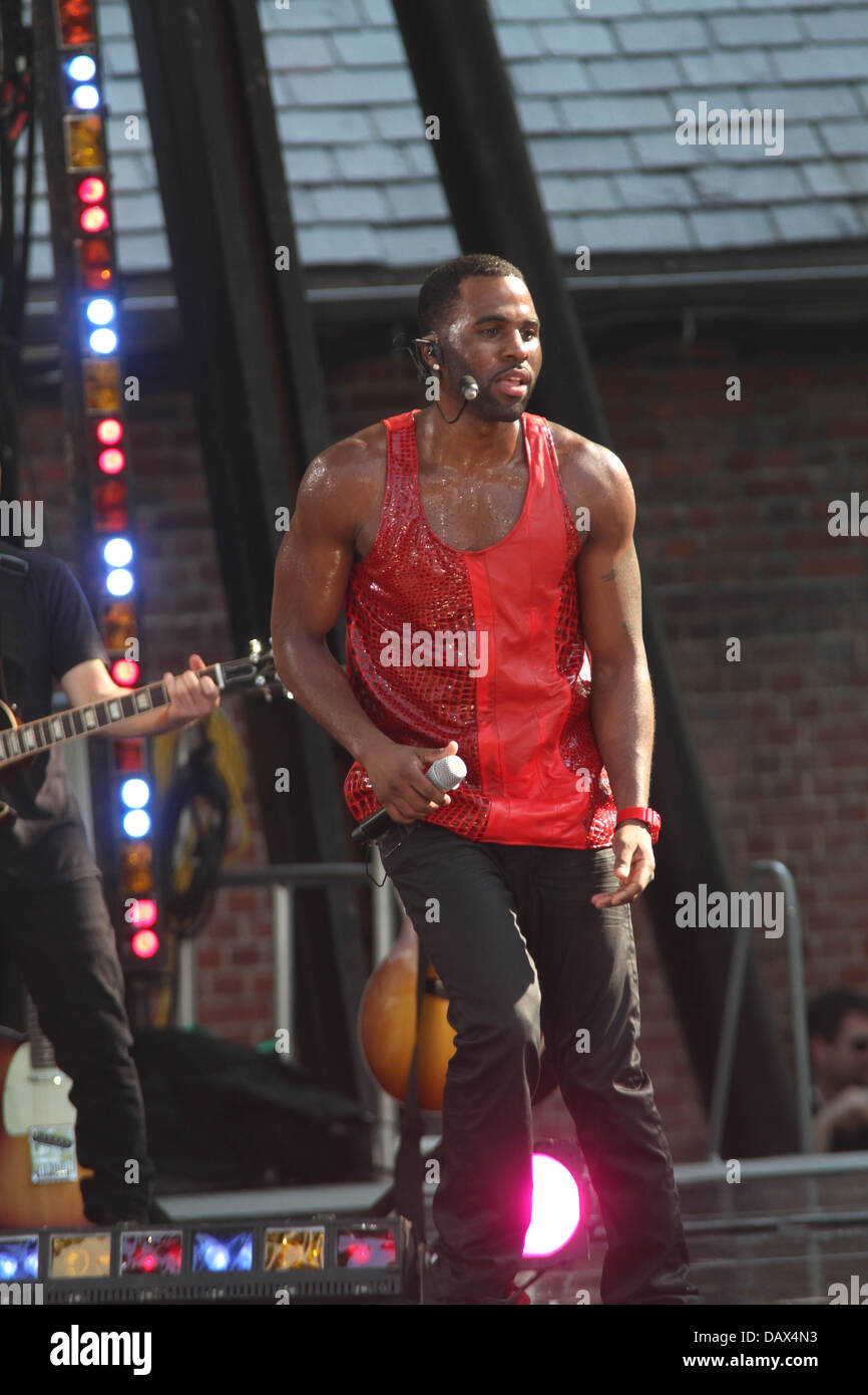 New York, New York, USA. 19th July, 2013. Jason Derulo performs in ...