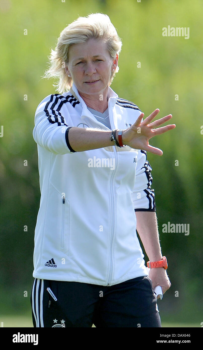 National coach Silvia Neid gesticulates during the training of the ...