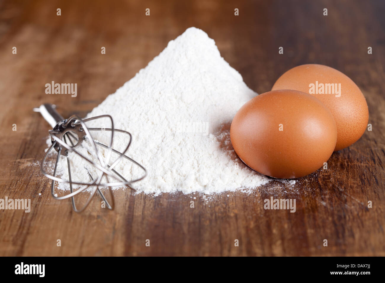 Board dough flour isolated hi-res stock photography and images - Alamy