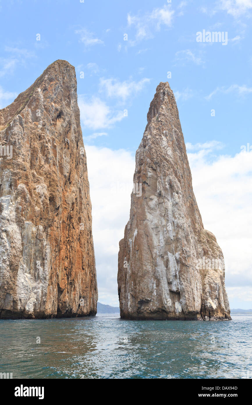 Kicker rock san cristobal island hi-res stock photography and images ...