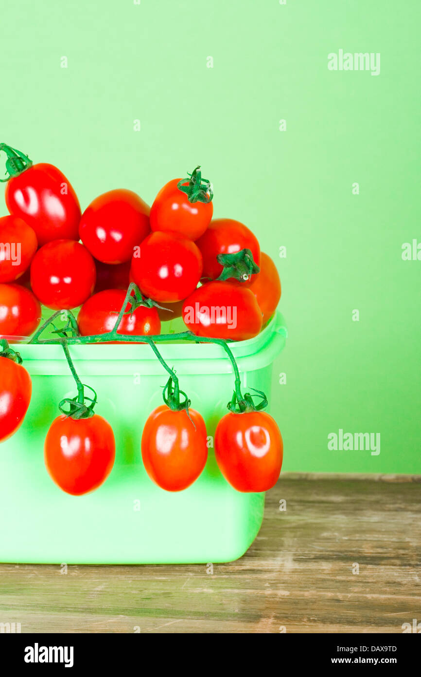 Tomato container hi-res stock photography and images - Alamy