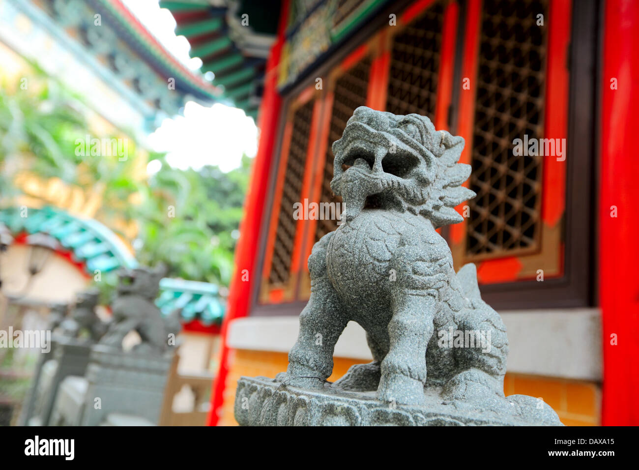 Chinese lion statue close up Stock Photo - Alamy