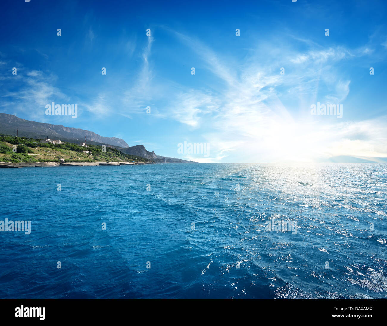 Sun rises hi-res stock photography and images - Alamy