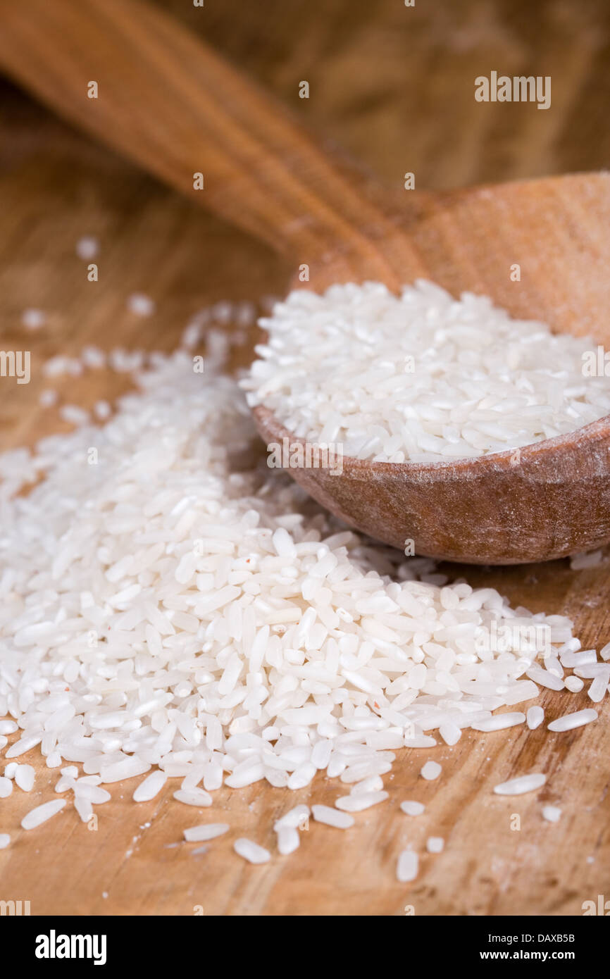 uncooked white rice Stock Photo - Alamy