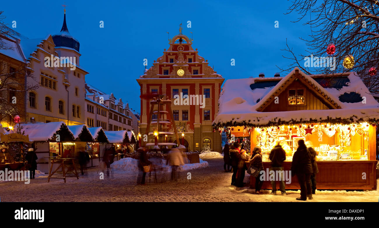 Christmas Market and Town Hall Gotha, Thuringia, Germany Stock Photo ...