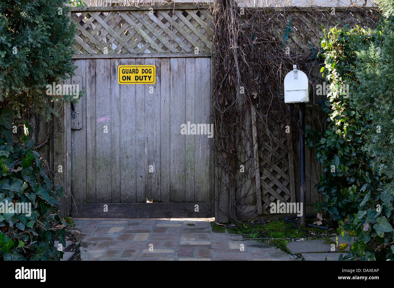 Draw your attention hi-res stock photography and images - Alamy