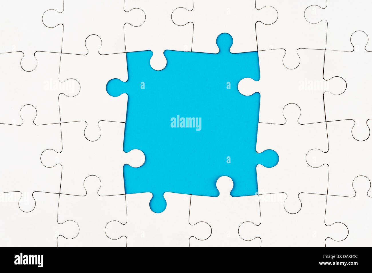 Jigsaw puzzles hi-res stock photography and images - Alamy