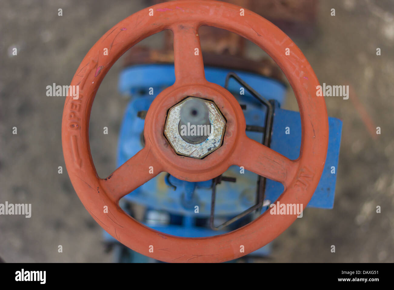 Red valve hi-res stock photography and images - Alamy