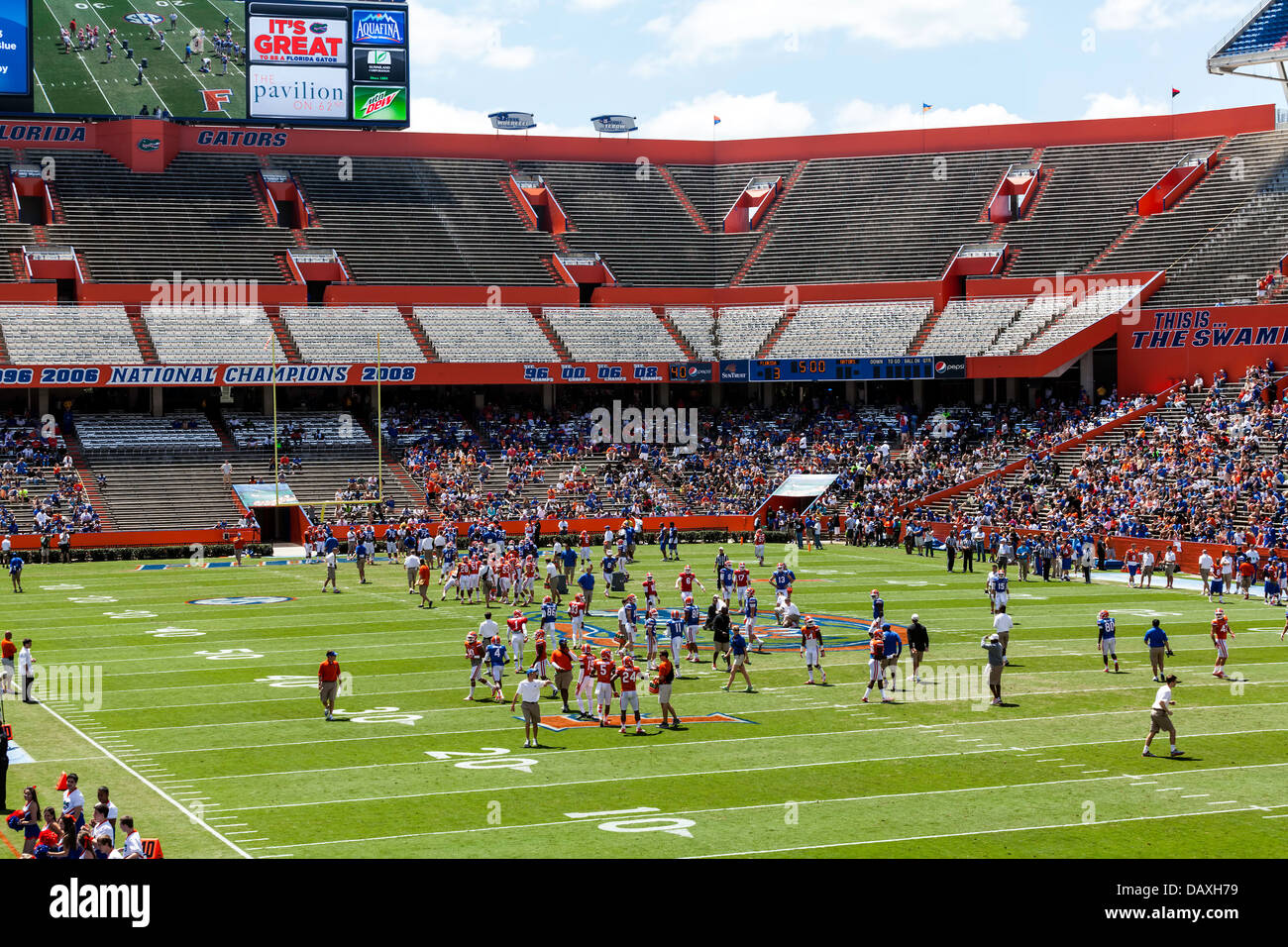 Uf football stadium hi-res stock photography and images - Alamy