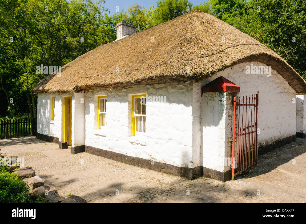Inside Irish Thatched Cottages