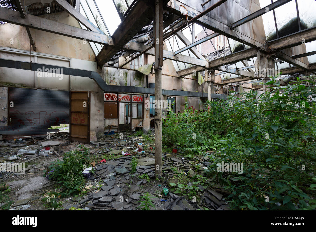 Old mill building hi-res stock photography and images - Alamy